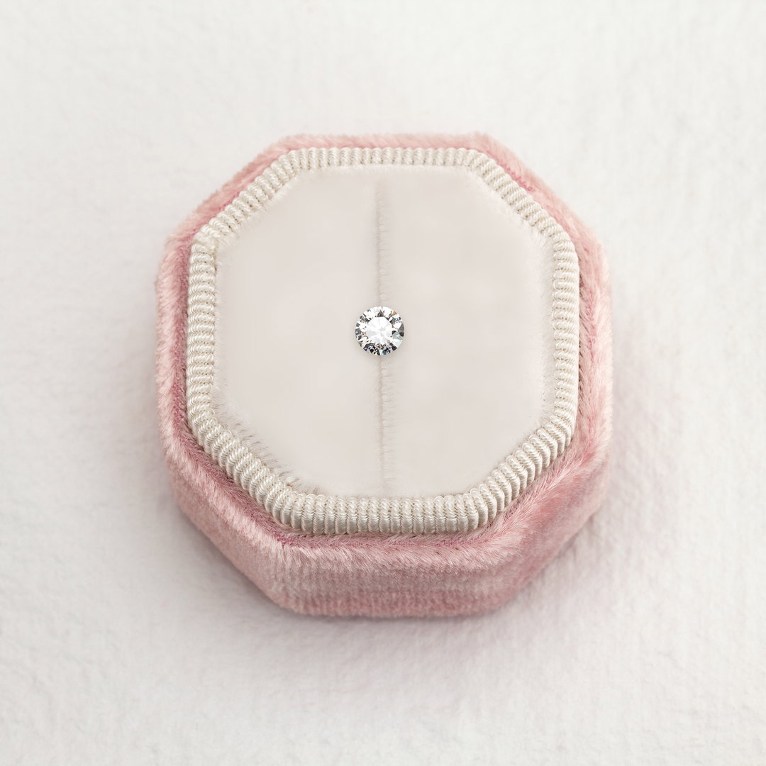 Solitaire Pavé Attraction